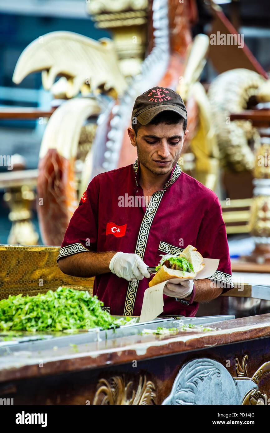 Turkey cook hi-res stock photography and images - Alamy