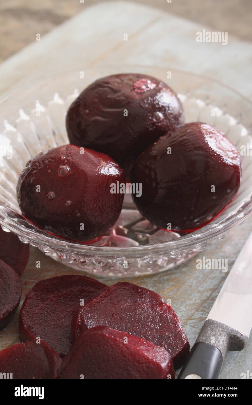 cooked baby beetroot Stock Photo - Alamy
