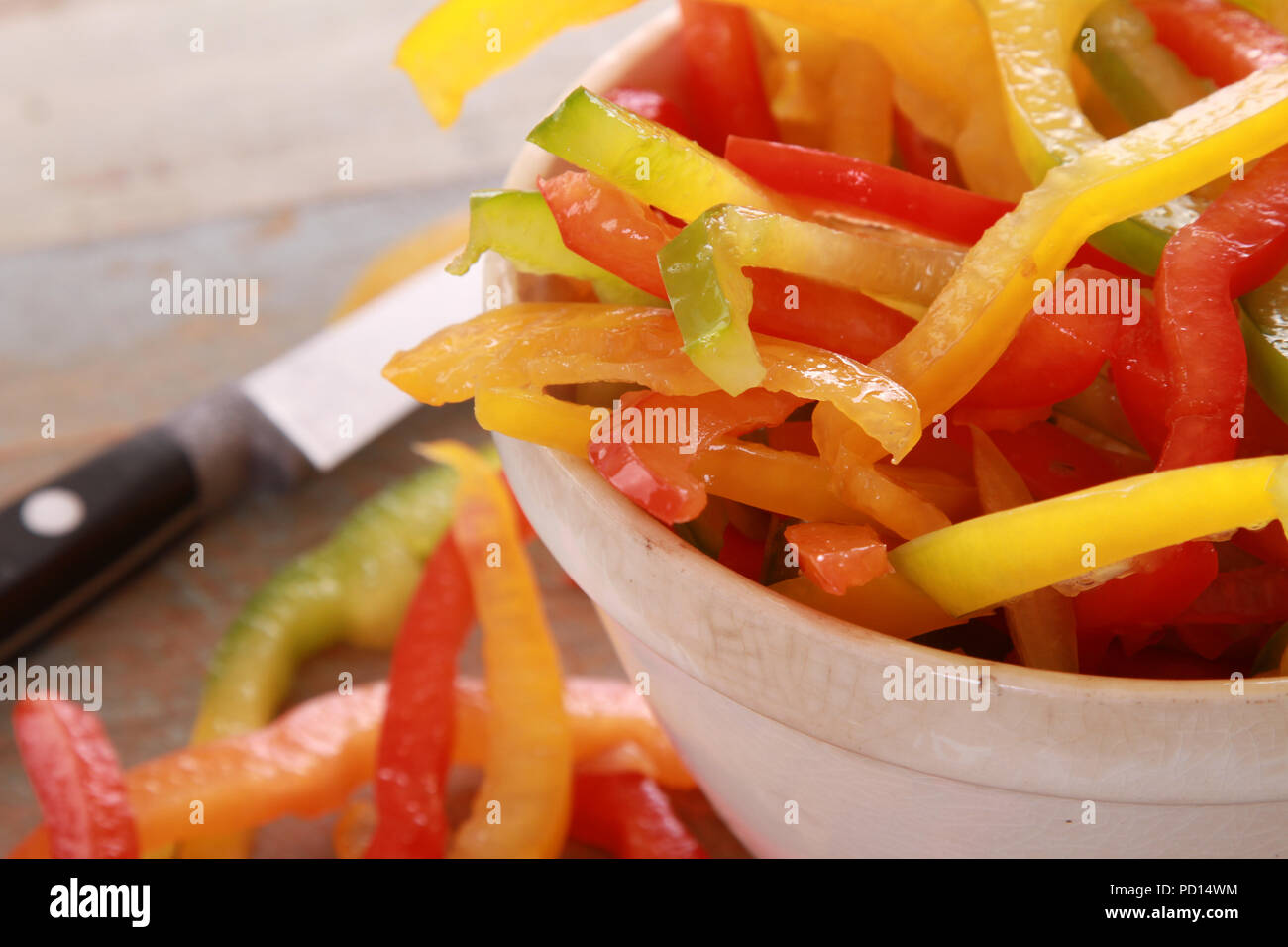 Julienne capsicum peppers hi-res stock photography and images - Alamy