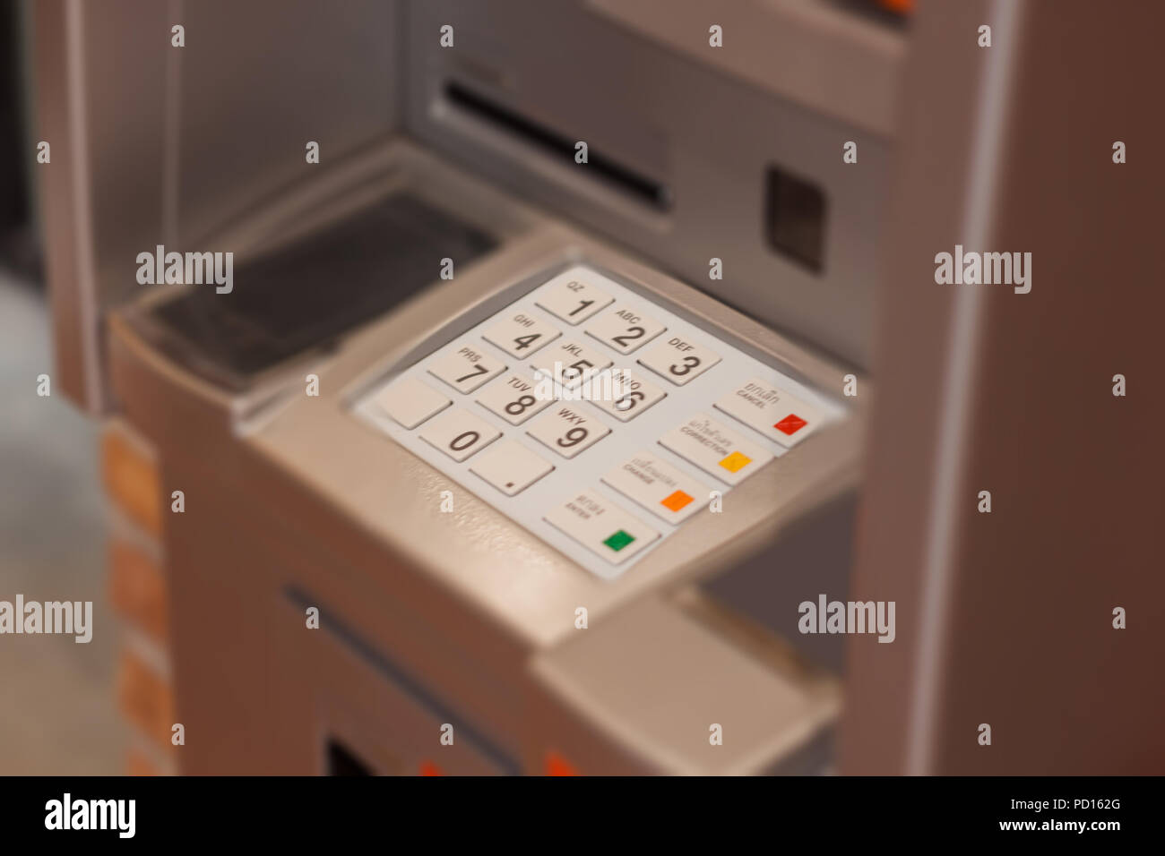 Child pushing button hi-res stock photography and images - Alamy