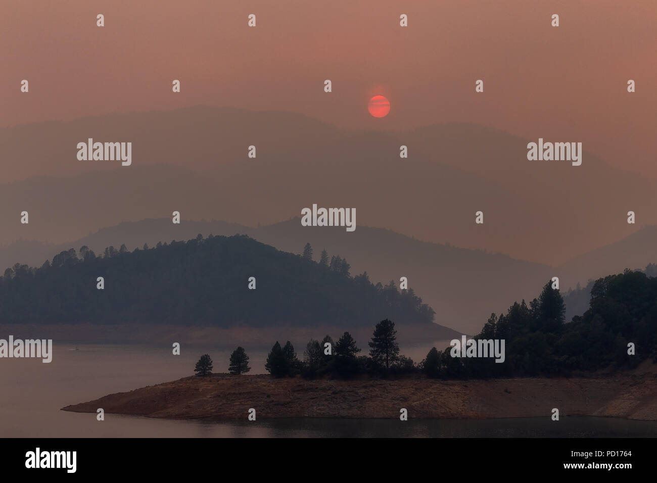 Wildfires california hi-res stock photography and images - Alamy