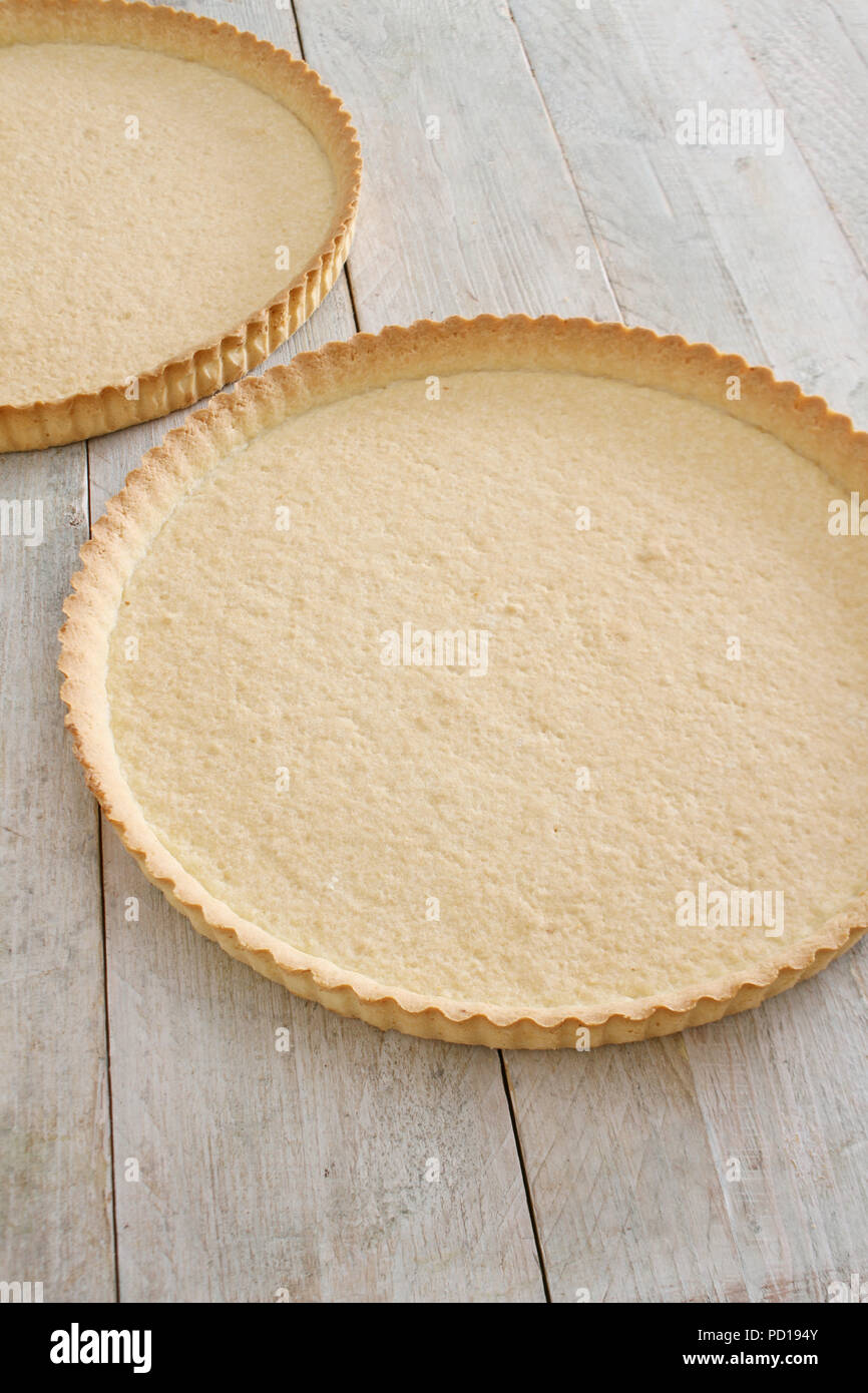 Short crust pastry case hi-res stock photography and images - Alamy