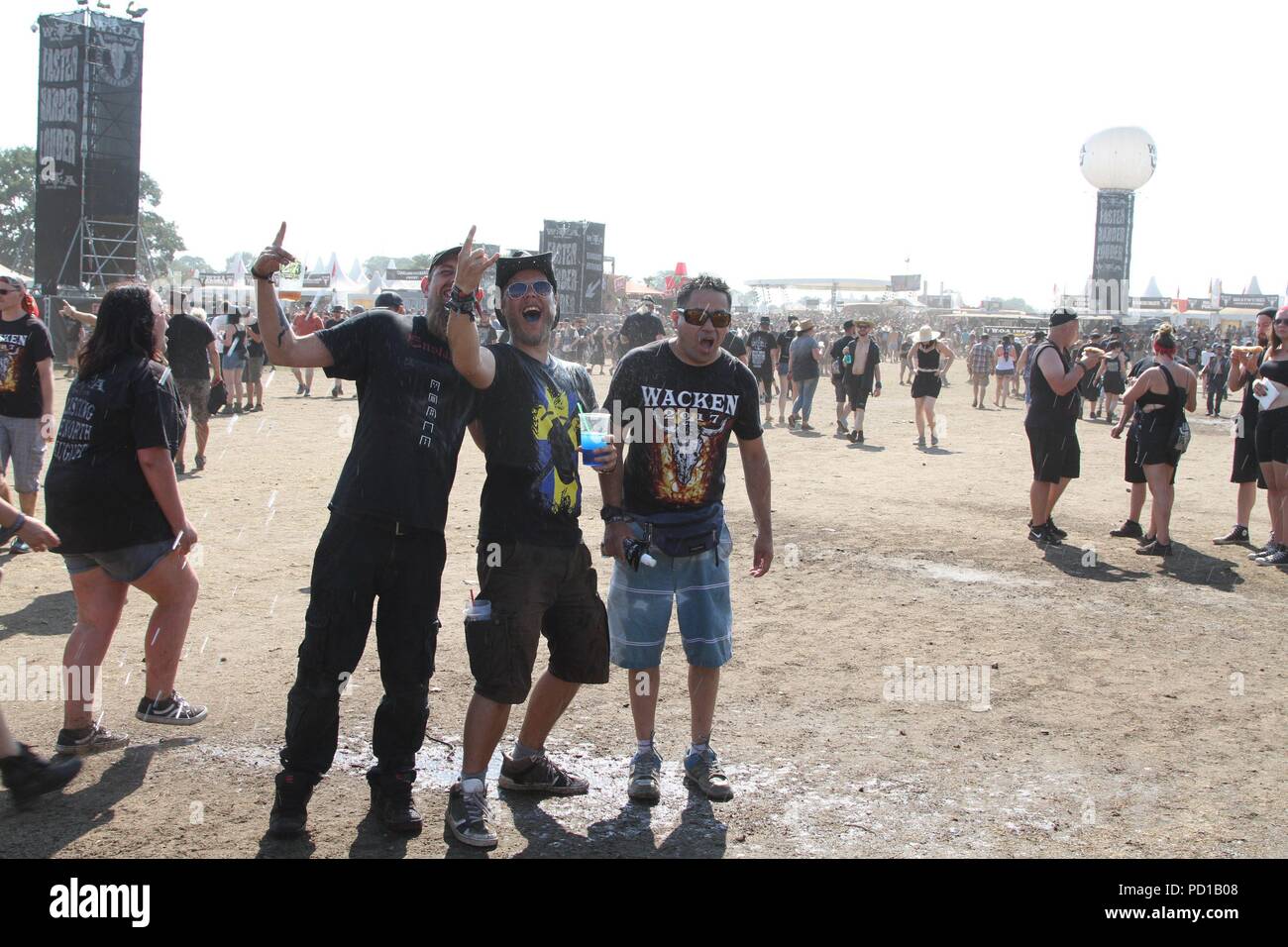 Wacken, Deutschland. 03rd Aug, 2018. Summer - Wacken Open Air - Heat and dust instead of mud and ...