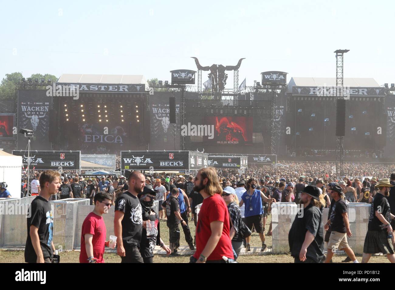 Wacken, Deutschland. 03rd Aug, 2018. Summer - Wacken Open Air - Heat and dust instead of mud and ...