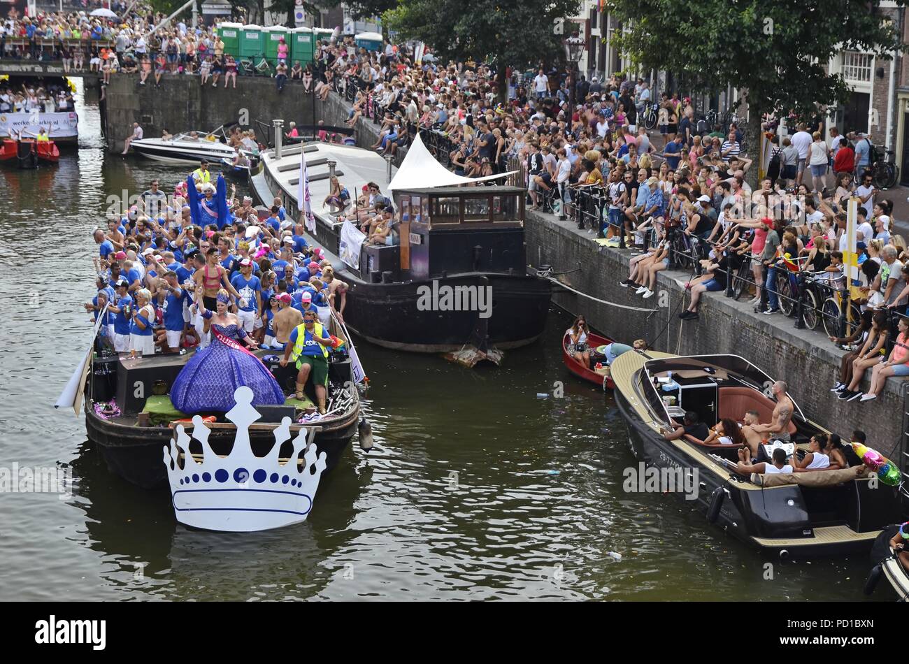 Amsterdam, Netherlands - August 4, 2018: The Cafe 't Achterom boat on ...