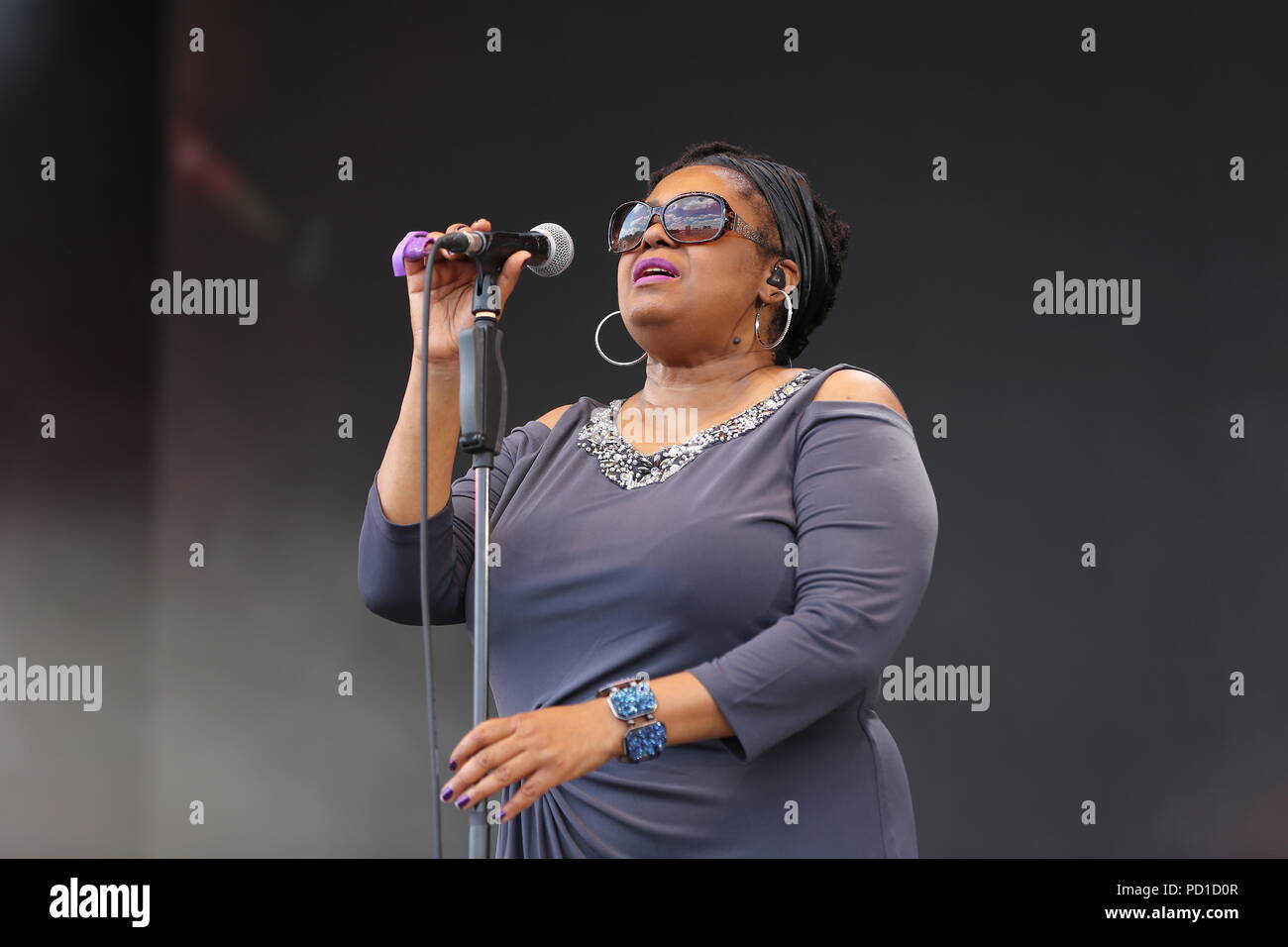 Siddington, Cheshire, UK. 5th August, 2018. Soul II Soul perform live ...