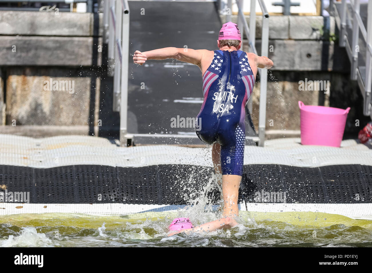 ExCel London, UK, 5th August 2018. Men's Elite swim race - Darr Smith (193, USA) runs for the ...