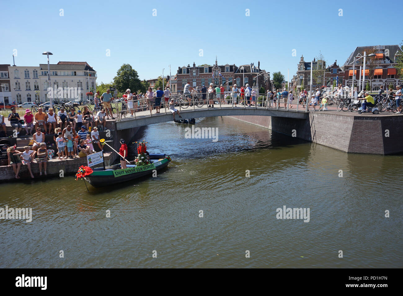Passenger boat flowers in harbor hi-res stock photography and images ...