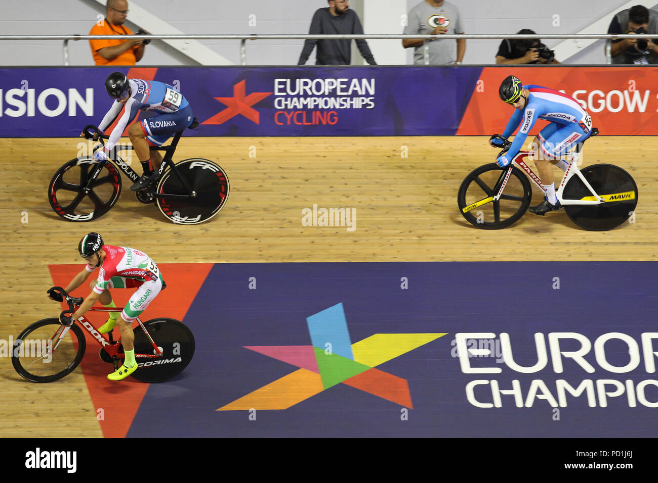 Roger hoy hi-res stock photography and images - Alamy