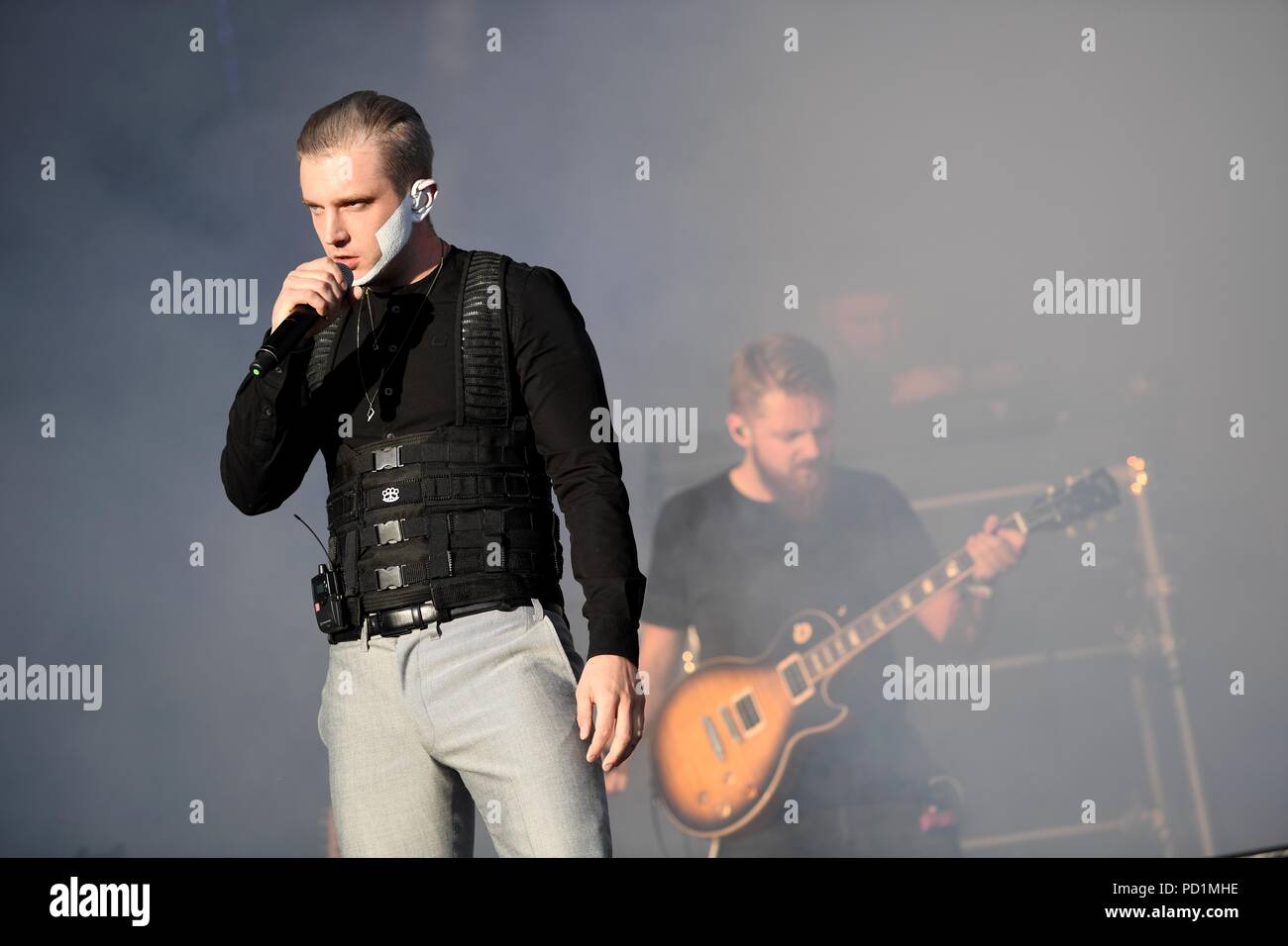 Ben drew hi-res stock photography and images - Alamy