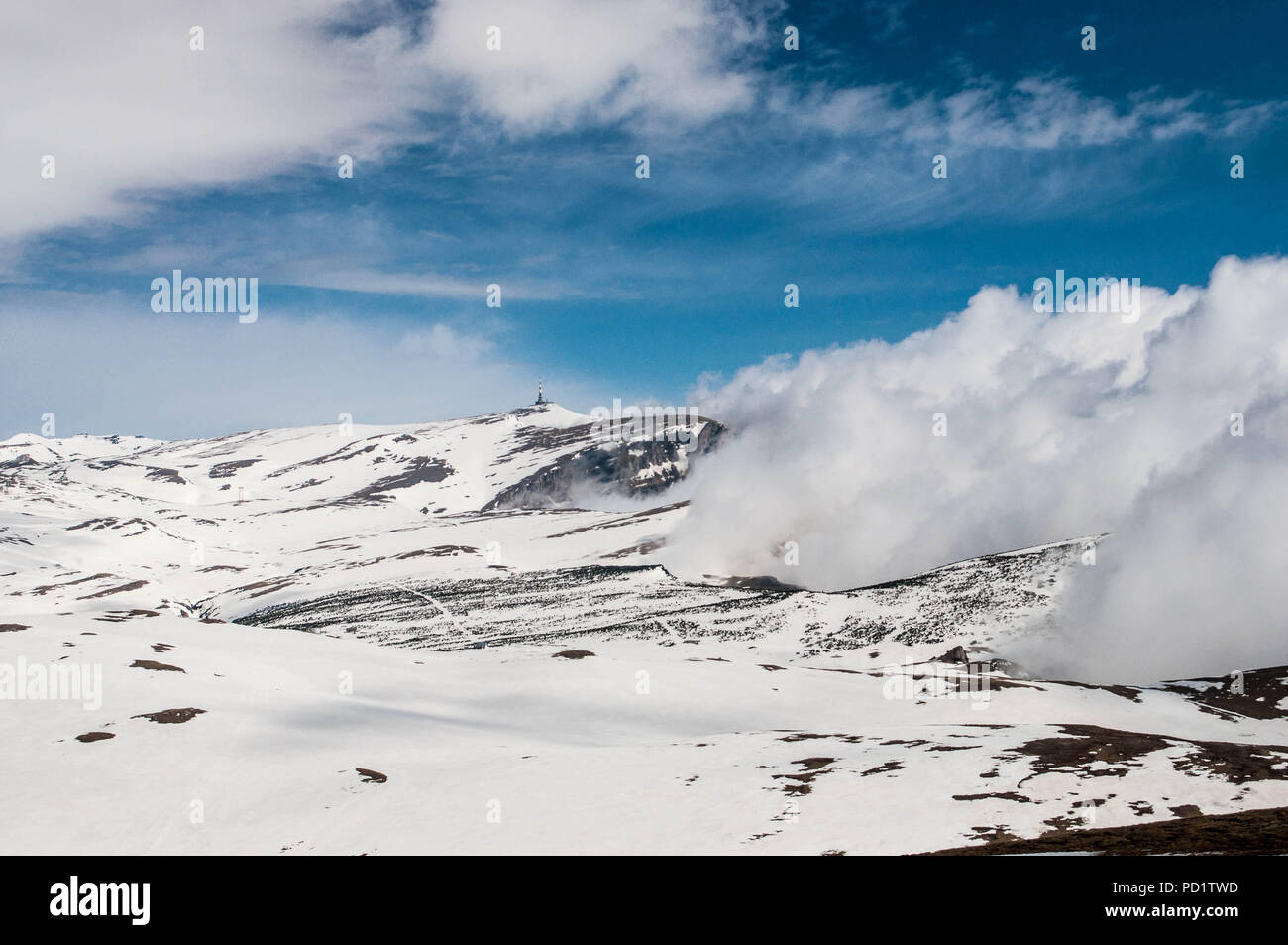 Bucegi plateau hi-res stock photography and images - Alamy