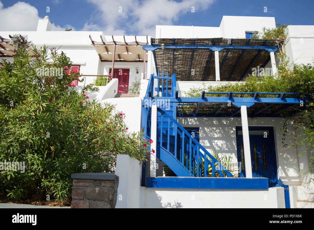Typical Whitewashed Houses in Adamantas, Milos, Greece Stock Photo - Alamy