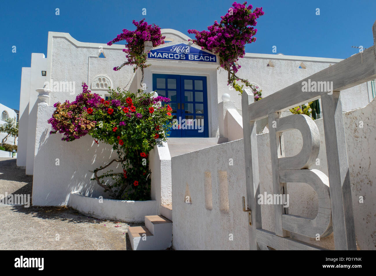 Ios Greece Party High Resolution Stock Photography and Images - Alamy