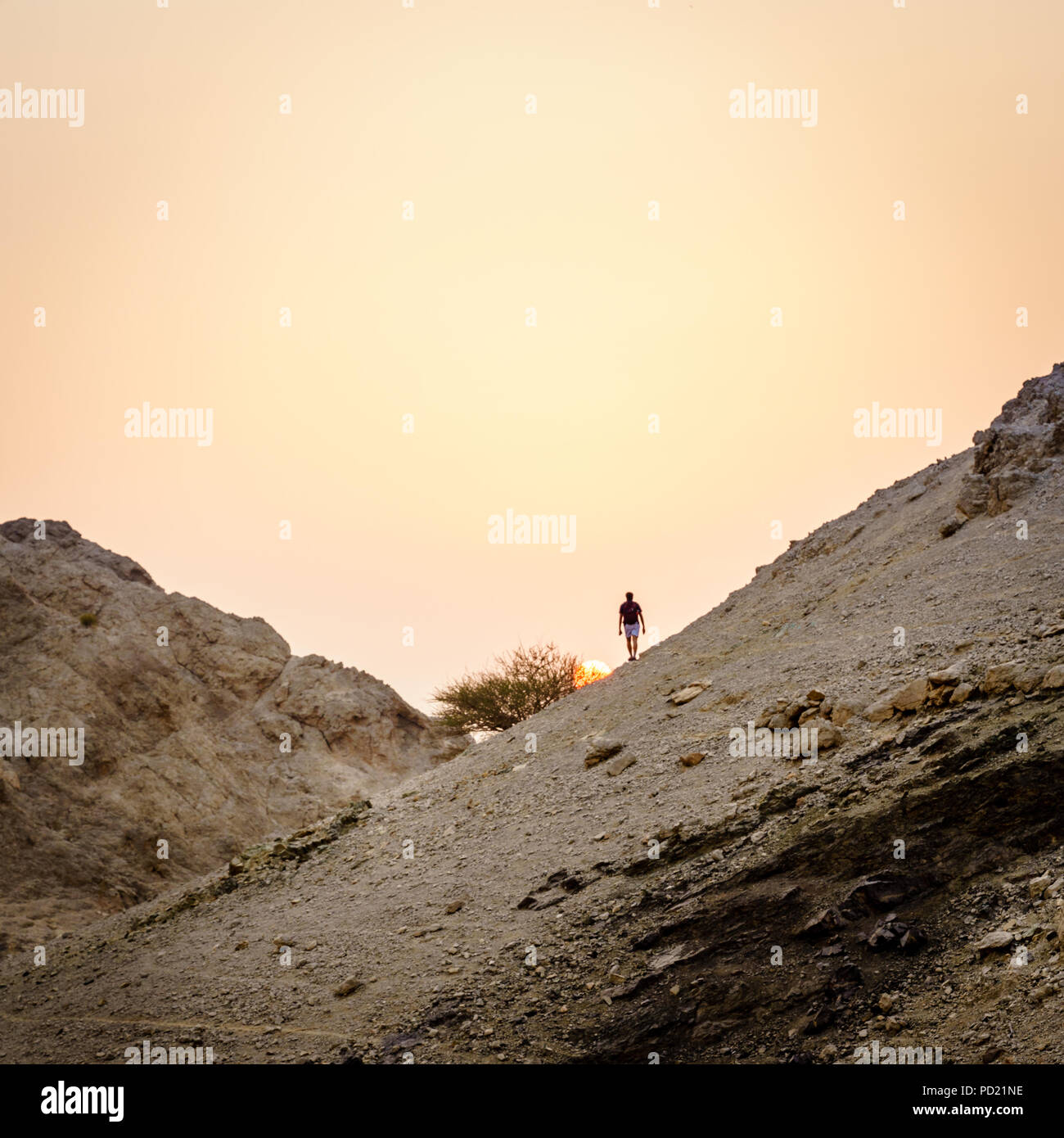 Middle east mountains hi-res stock photography and images - Alamy