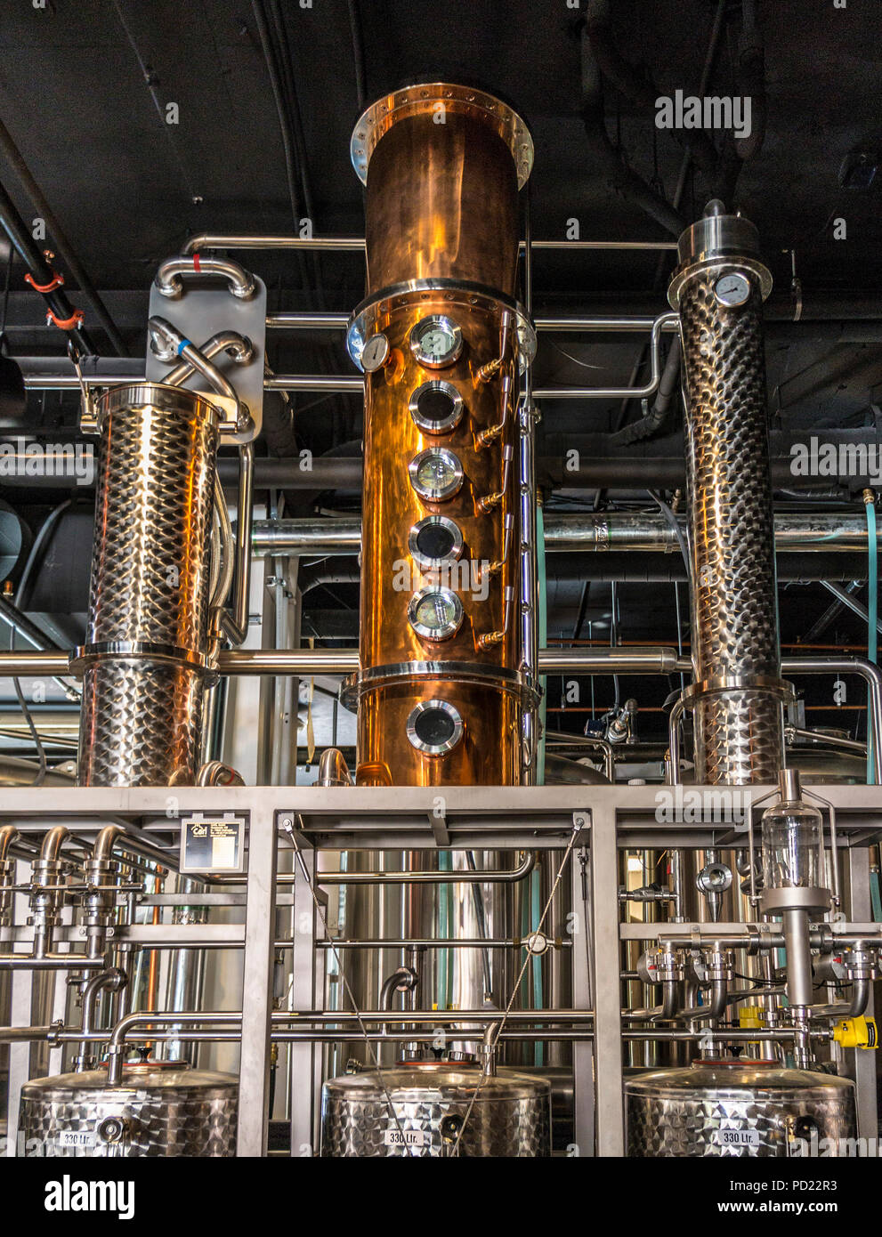 Distilling equipment hi-res stock photography and images - Alamy