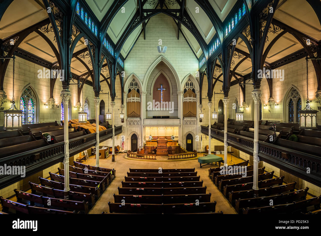 Interior view methodist church hi-res stock photography and images - Alamy