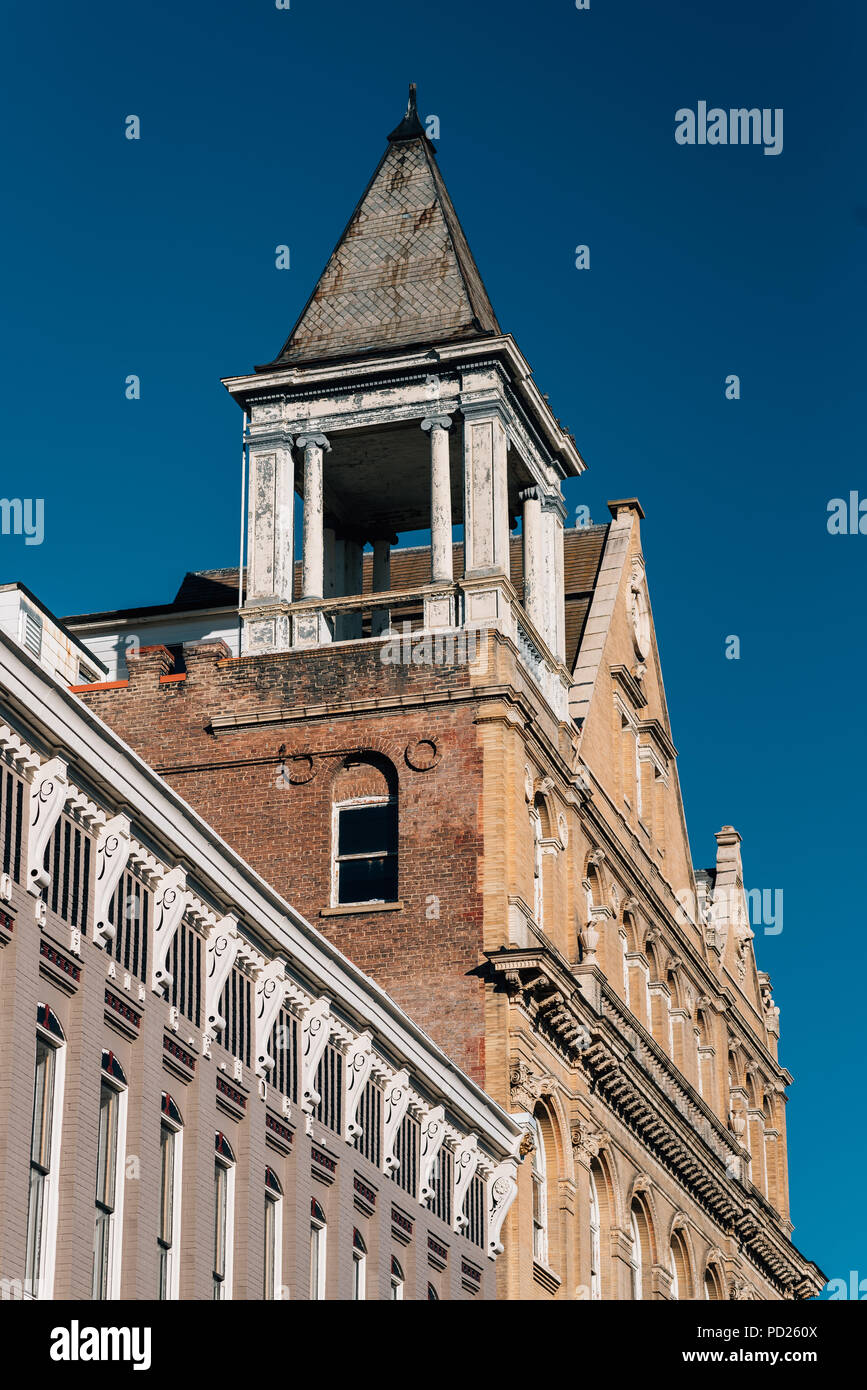 Masonic building hi-res stock photography and images - Alamy