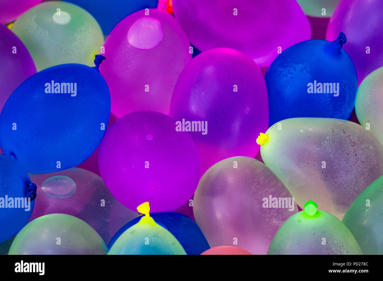 Water balloons hi-res stock photography and images - Alamy