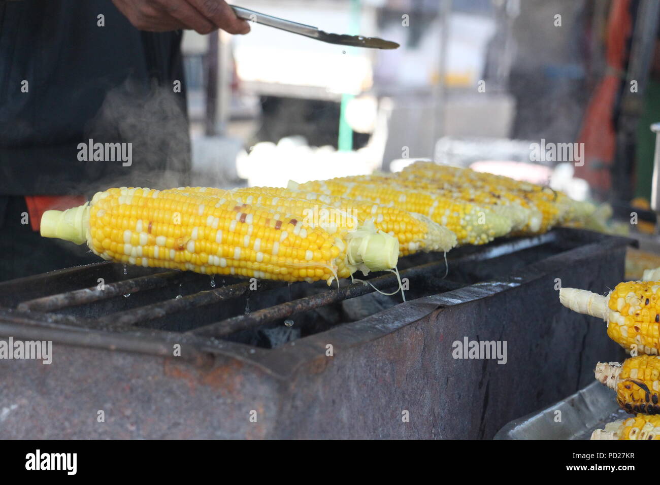 Hot grilled corn cob hi-res stock photography and images - Alamy
