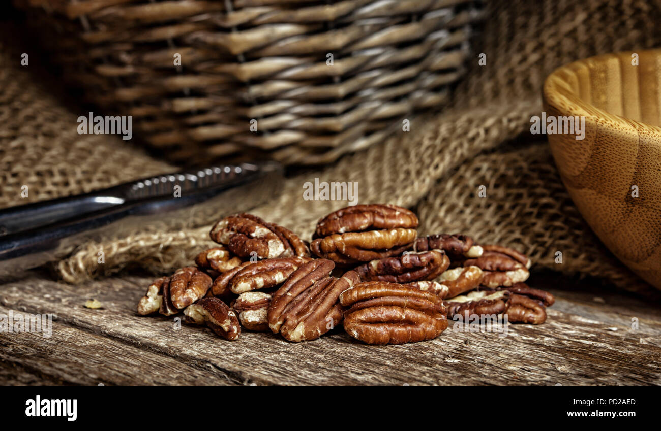 Nut types hi-res stock photography and images - Alamy