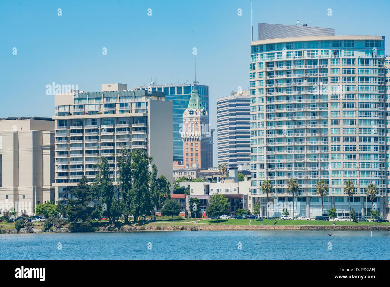 Morning view of some building around Lake Merritt at Oakland ...