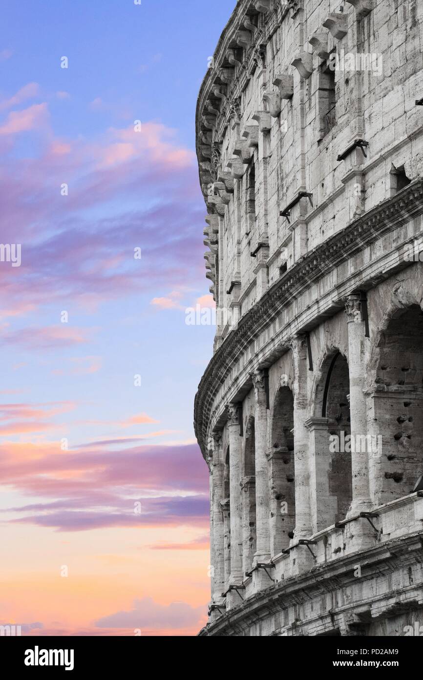 Colosseum column detail hi-res stock photography and images - Alamy