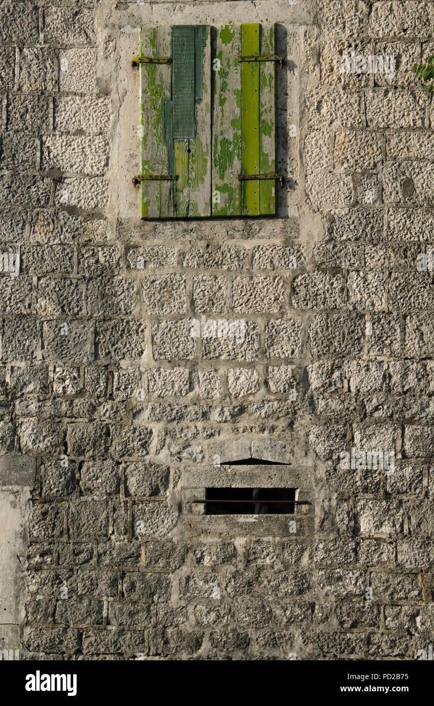 A Window Of A Stone House Stock Photo - Alamy