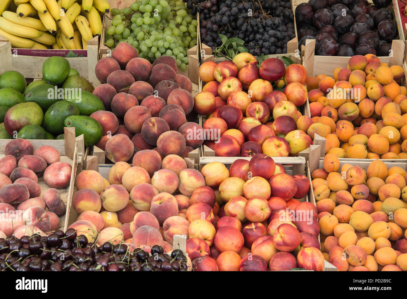 fruit at the market Stock Photo - Alamy