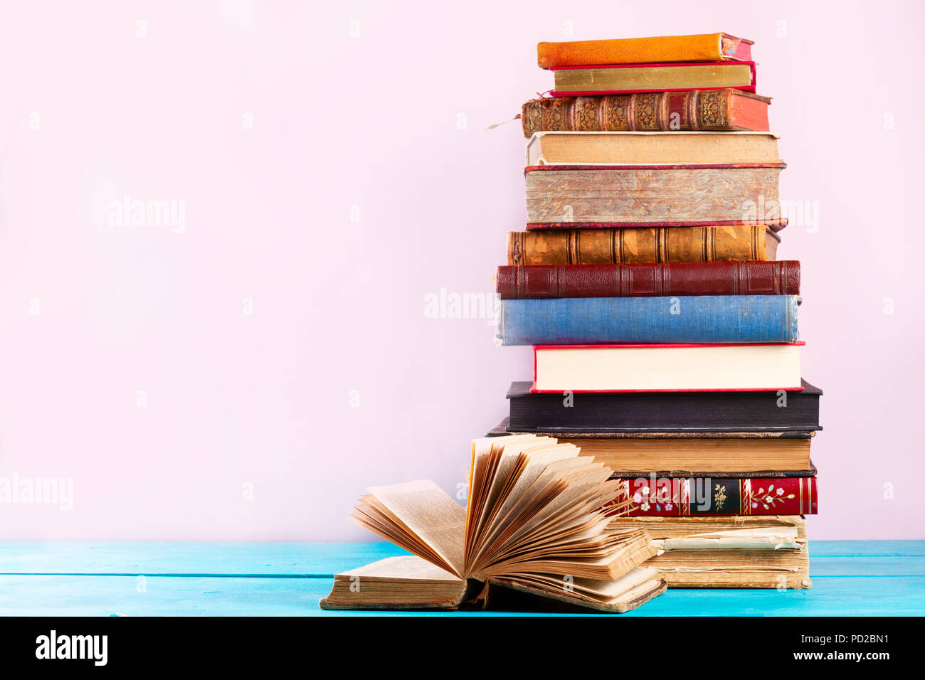 Pile of old books Stock Photo - Alamy