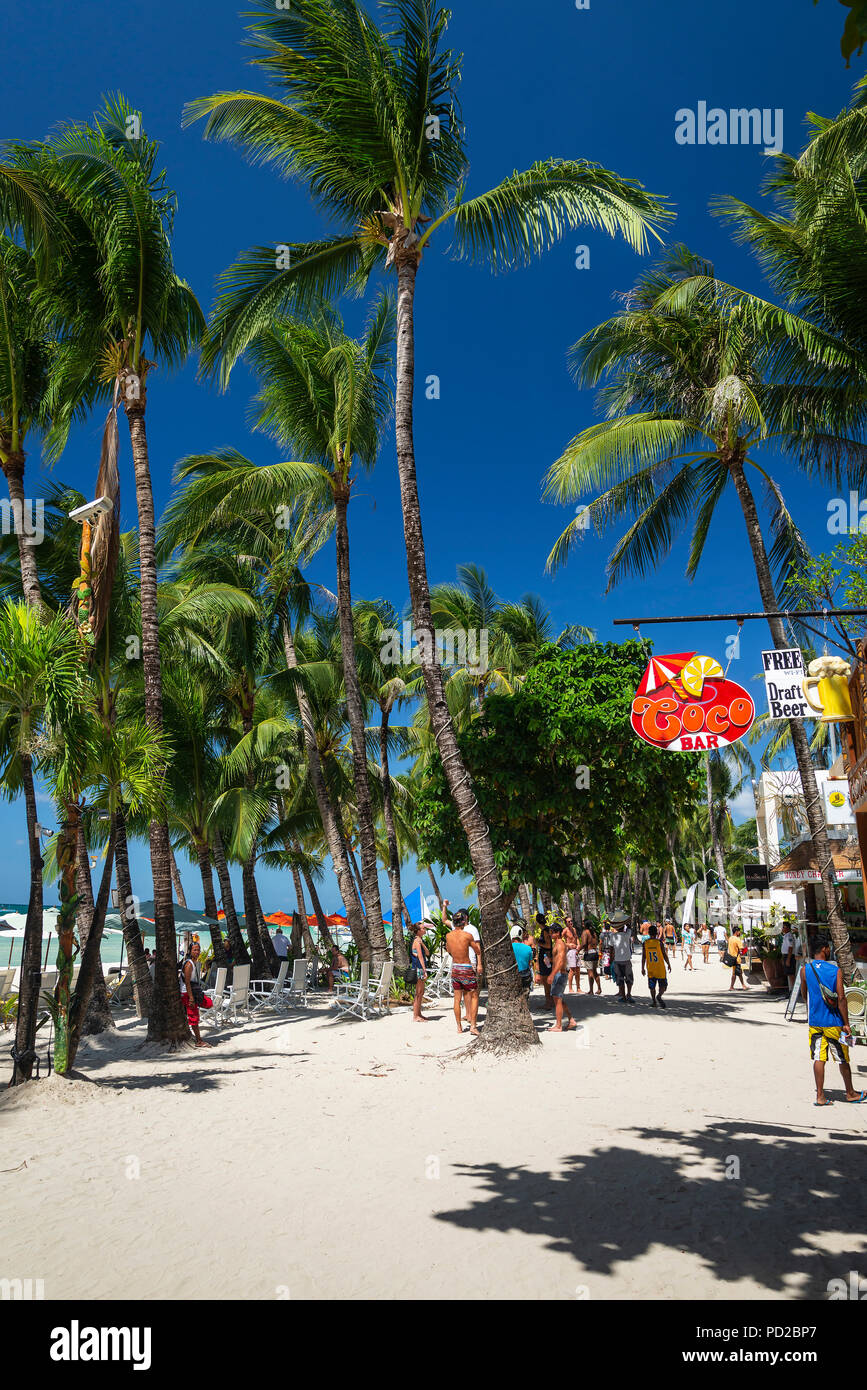 station 2 beach main area of boracay tropical paradise island ...