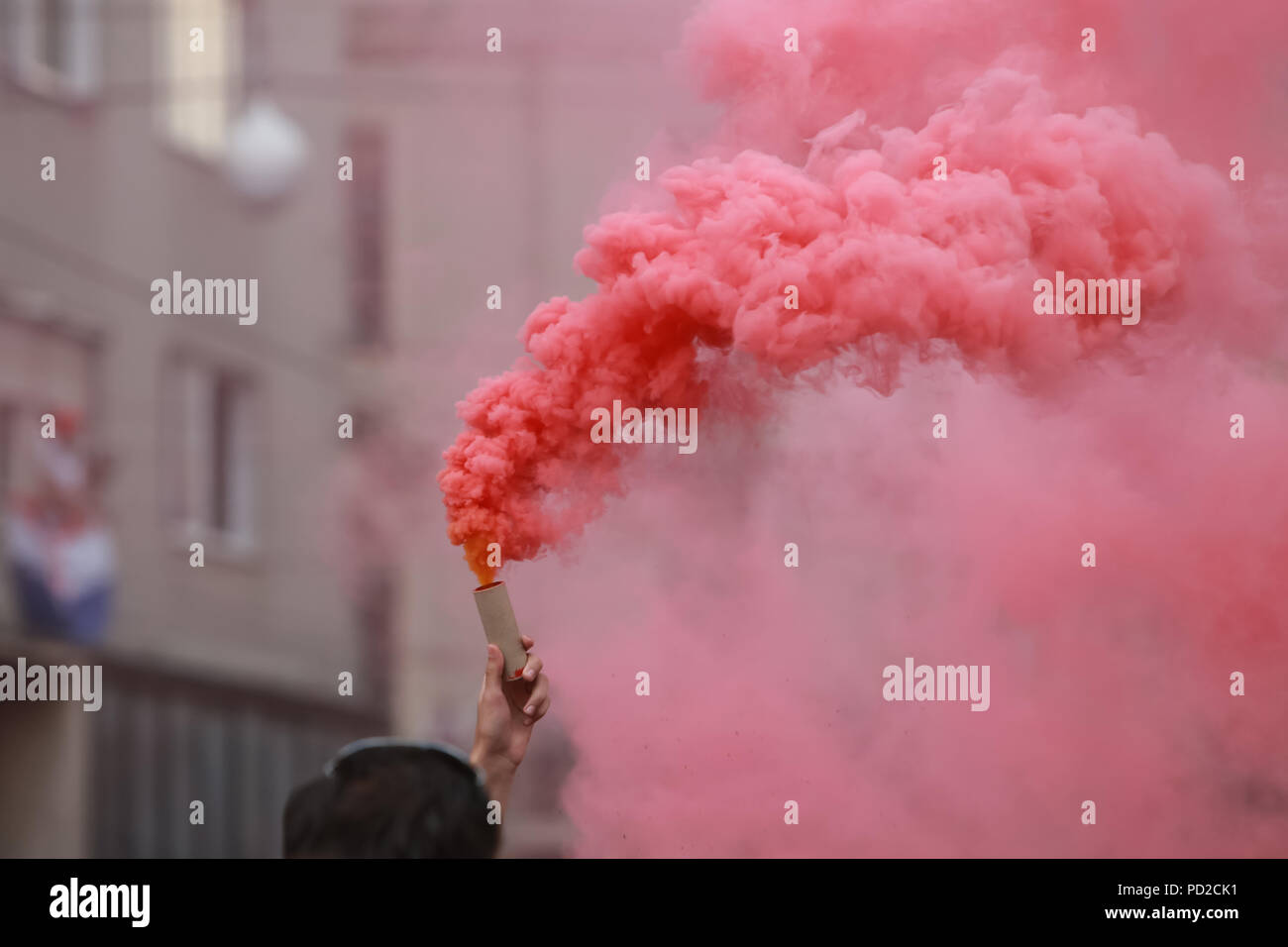 Signal flare hi-res stock photography and images - Alamy