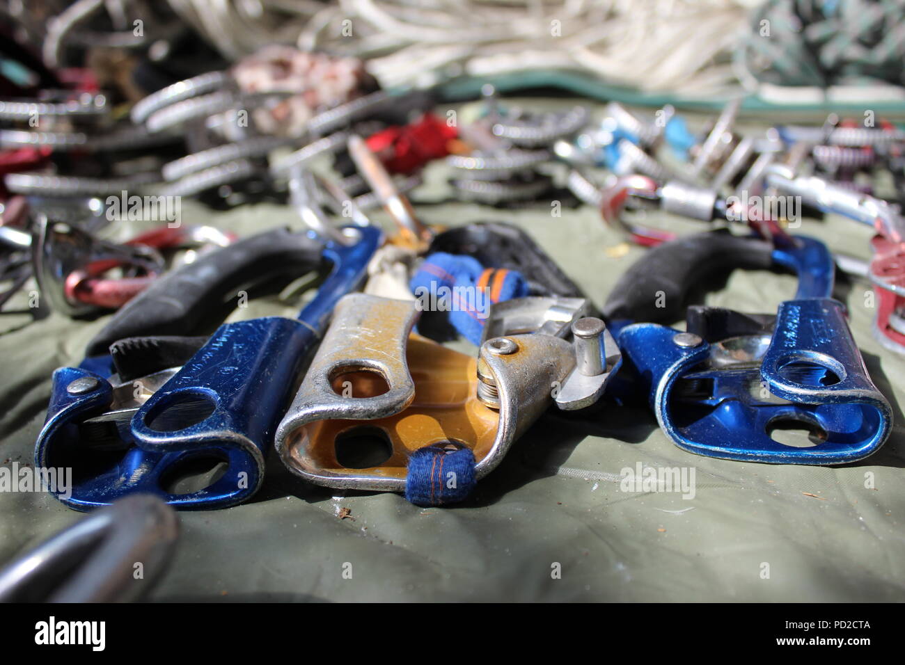 Belay device hi-res stock photography and images - Alamy