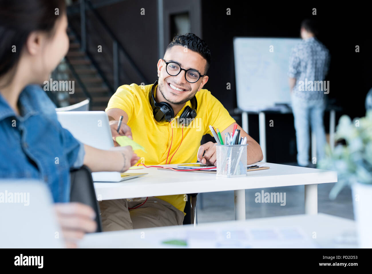 Program note hi-res stock photography and images - Alamy