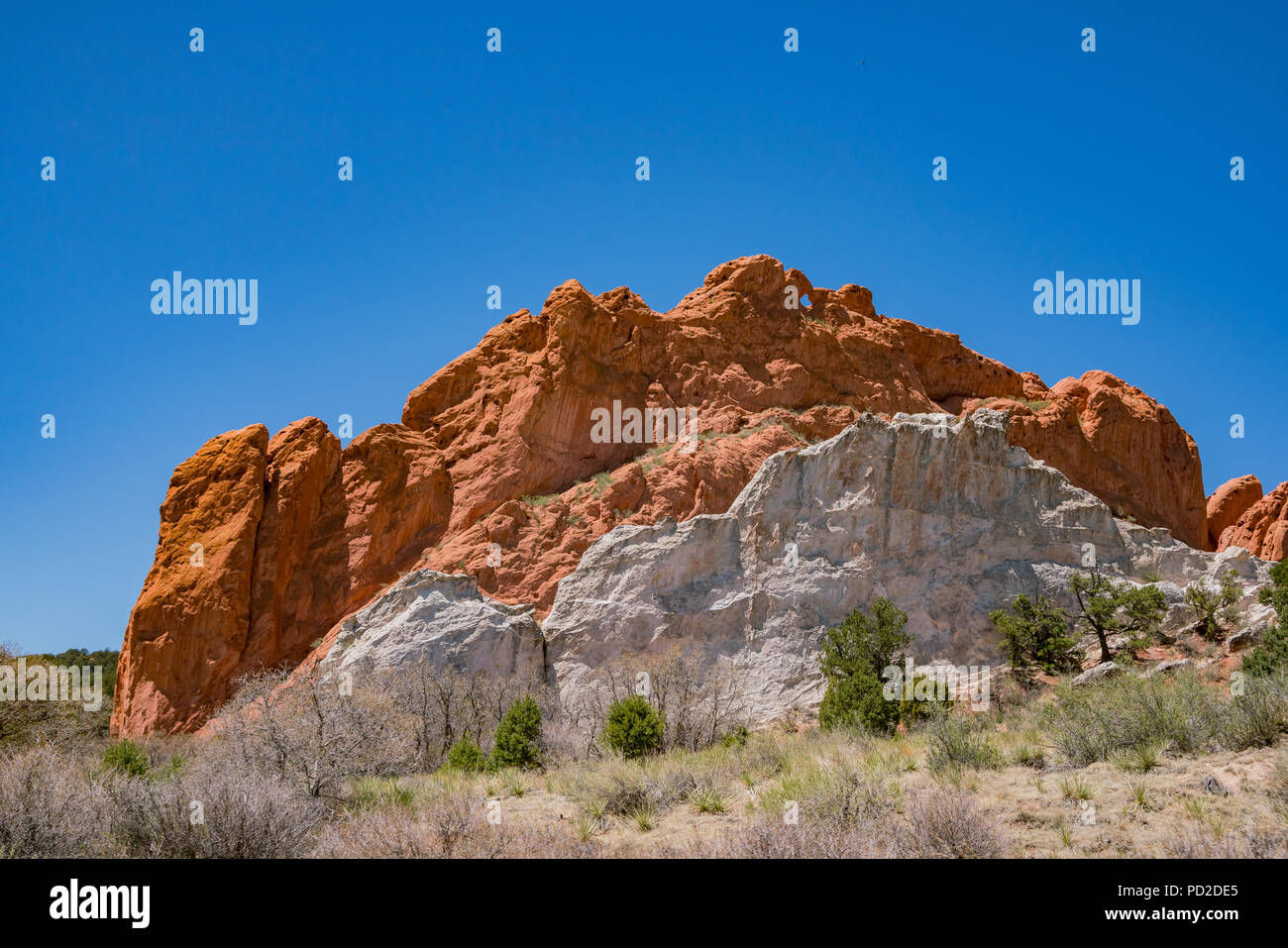 Beautiful landscape of the famous Garden of the Gods at Manitou Springs ...