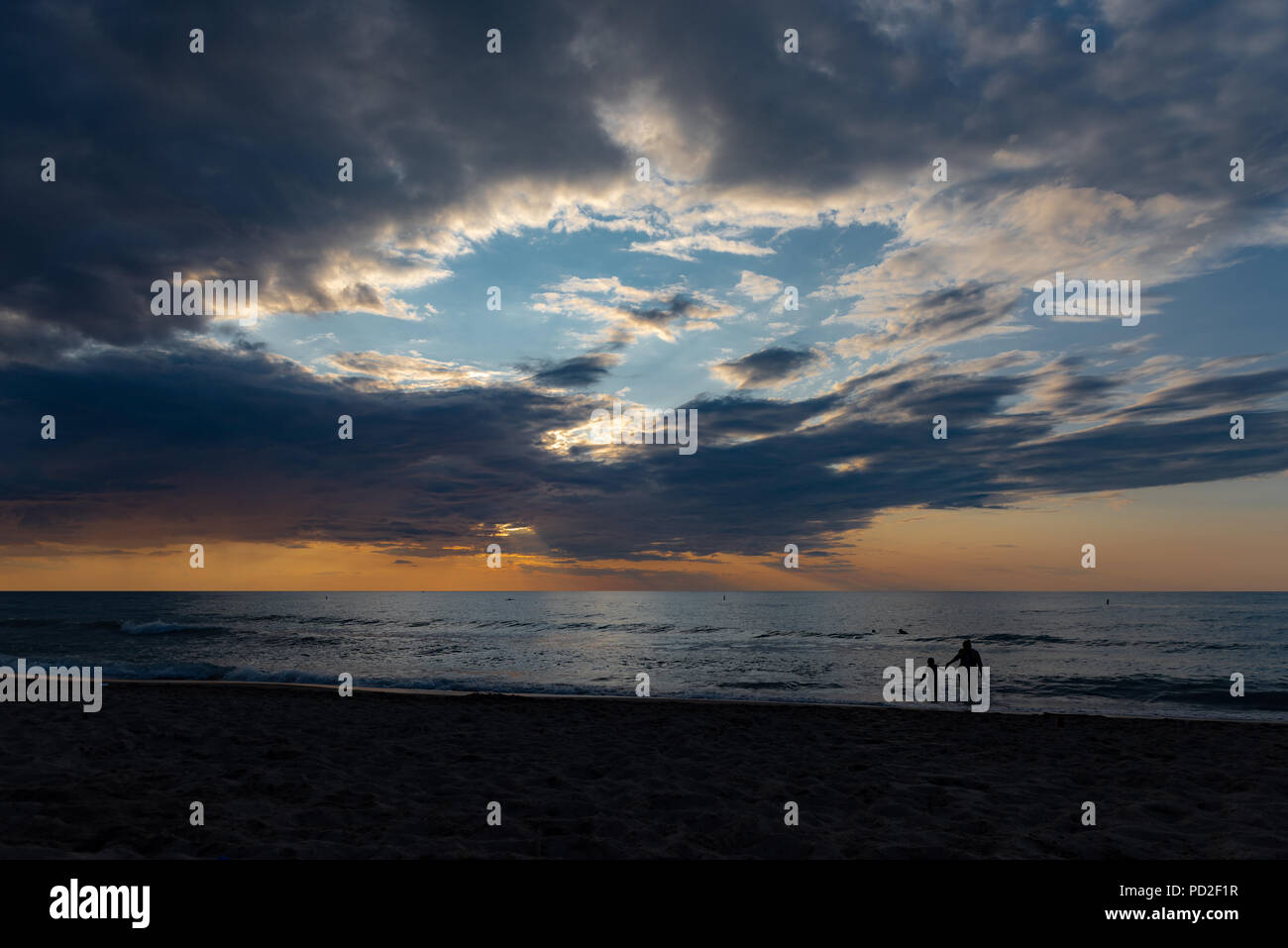 Grand bend beach hi-res stock photography and images - Alamy