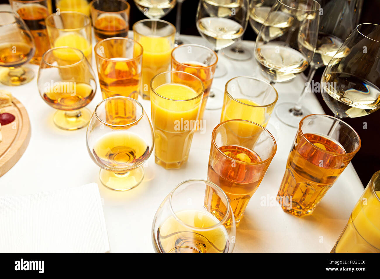 Welcome drink hi-res stock photography and images - Alamy