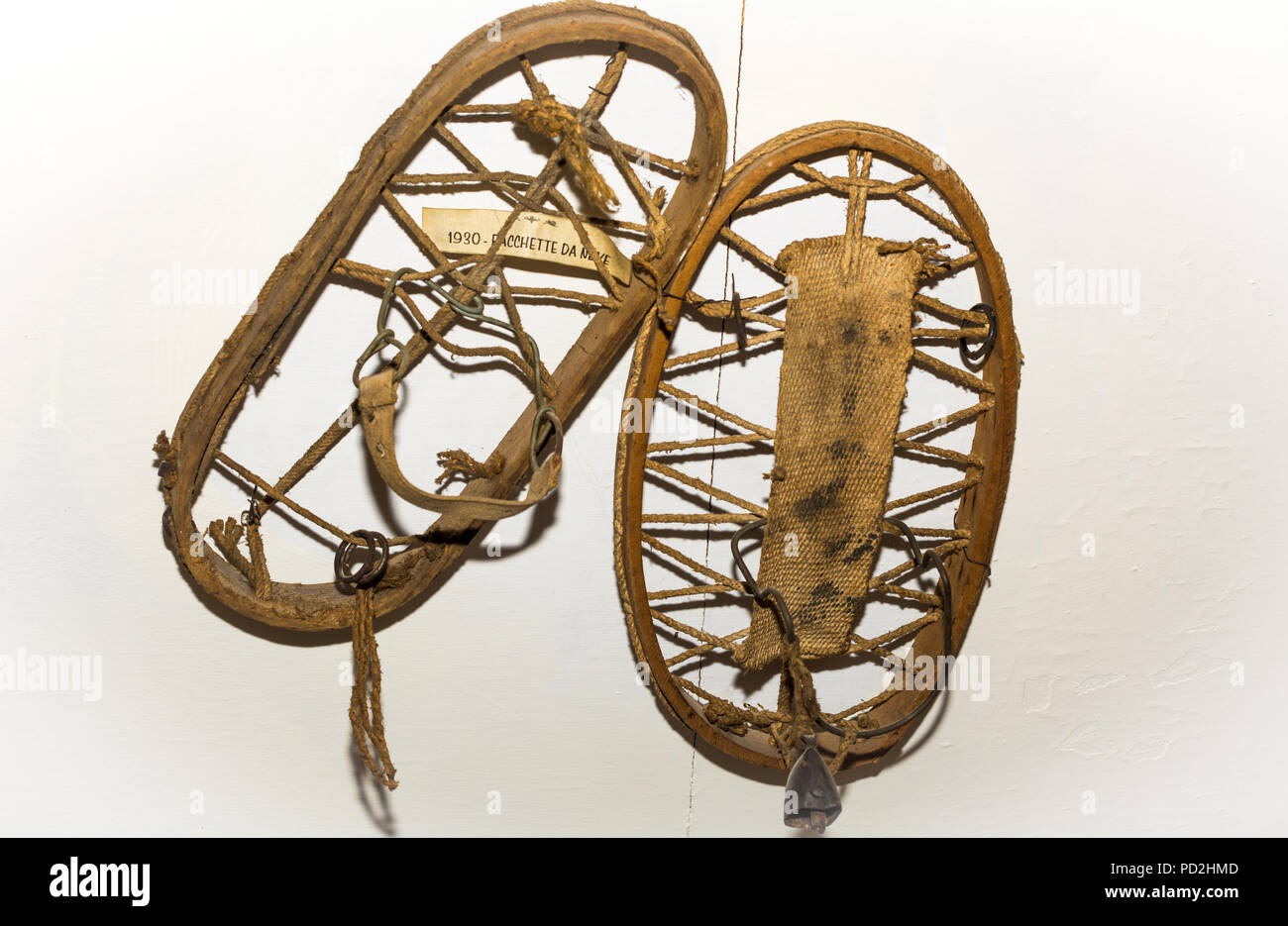 Very small objects hi-res stock photography and images - Alamy