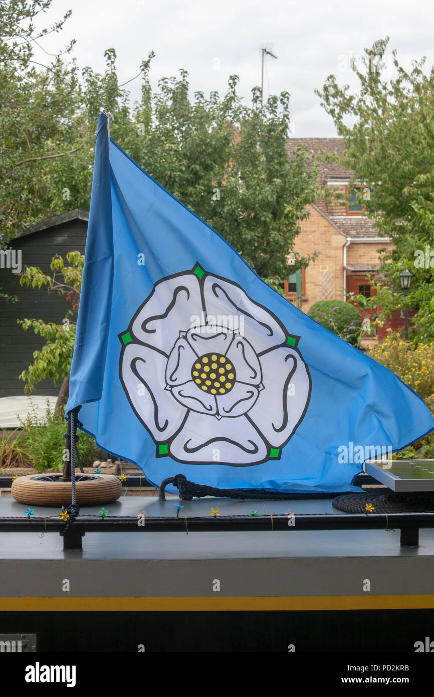 White rose flag hi-res stock photography and images - Alamy