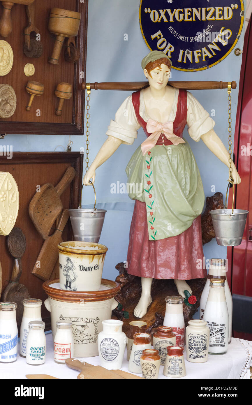 Milk maid hi-res stock photography and images - Alamy
