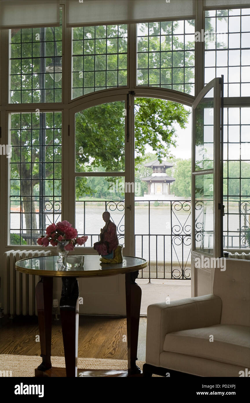 Glass double doors Stock Photo - Alamy