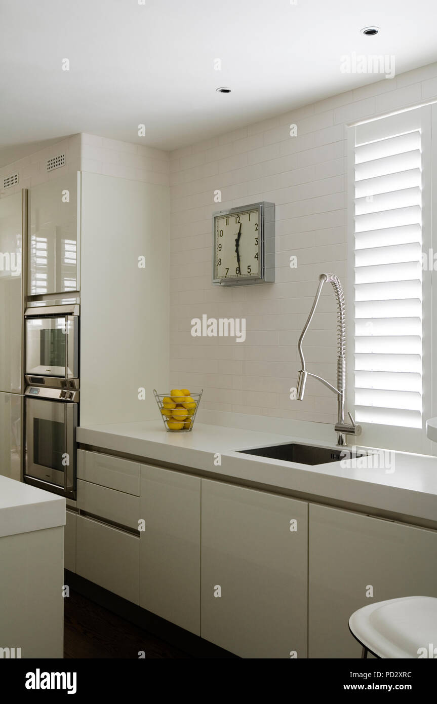 Modern style kitchen Stock Photo - Alamy