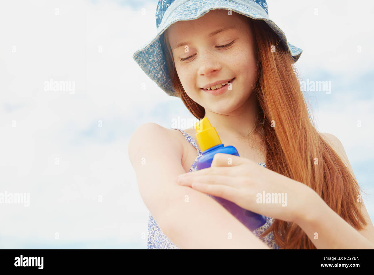 Close up girl applying cream hi-res stock photography and images - Alamy