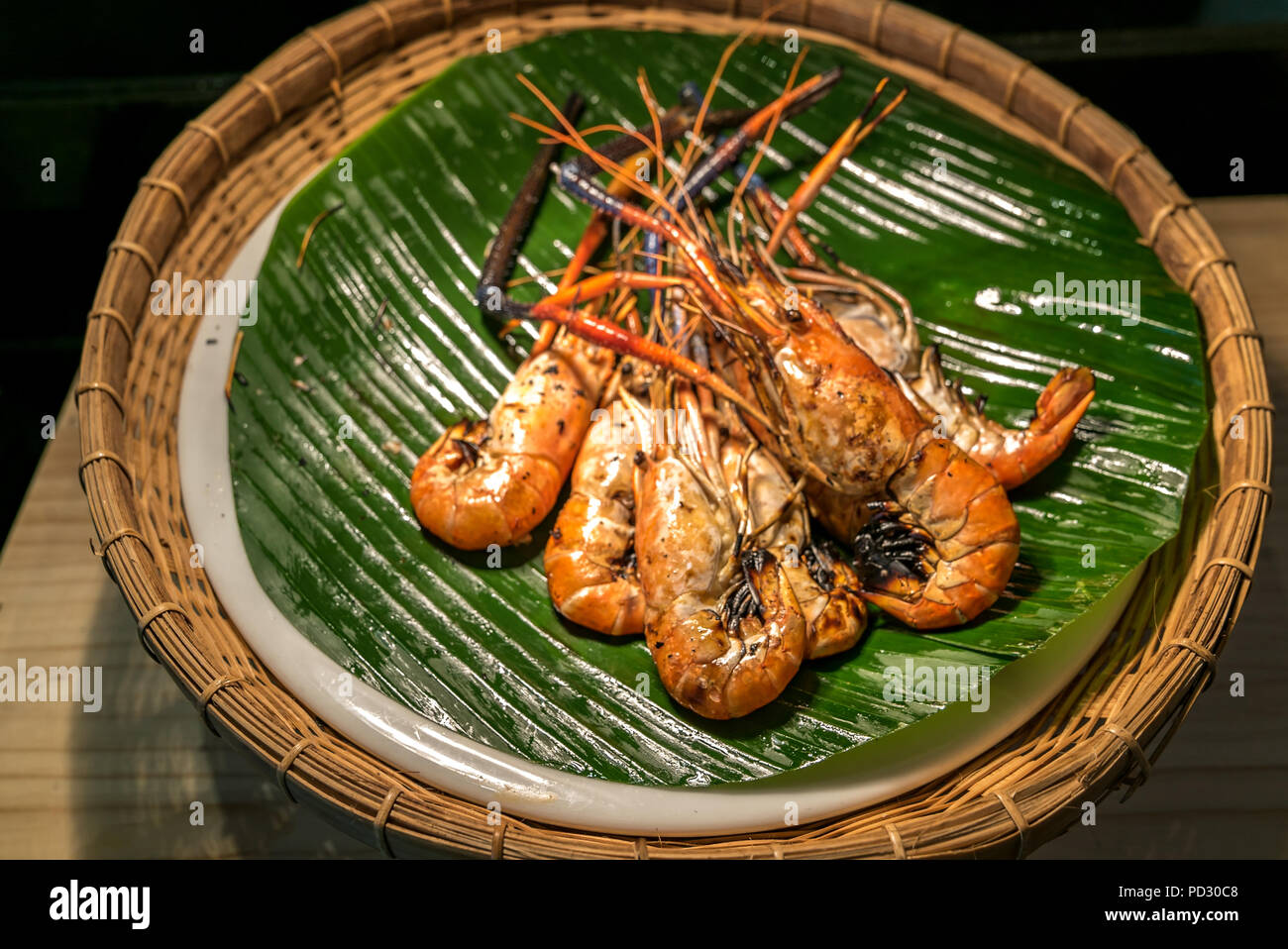 Barbecue prawn hi-res stock photography and images - Alamy