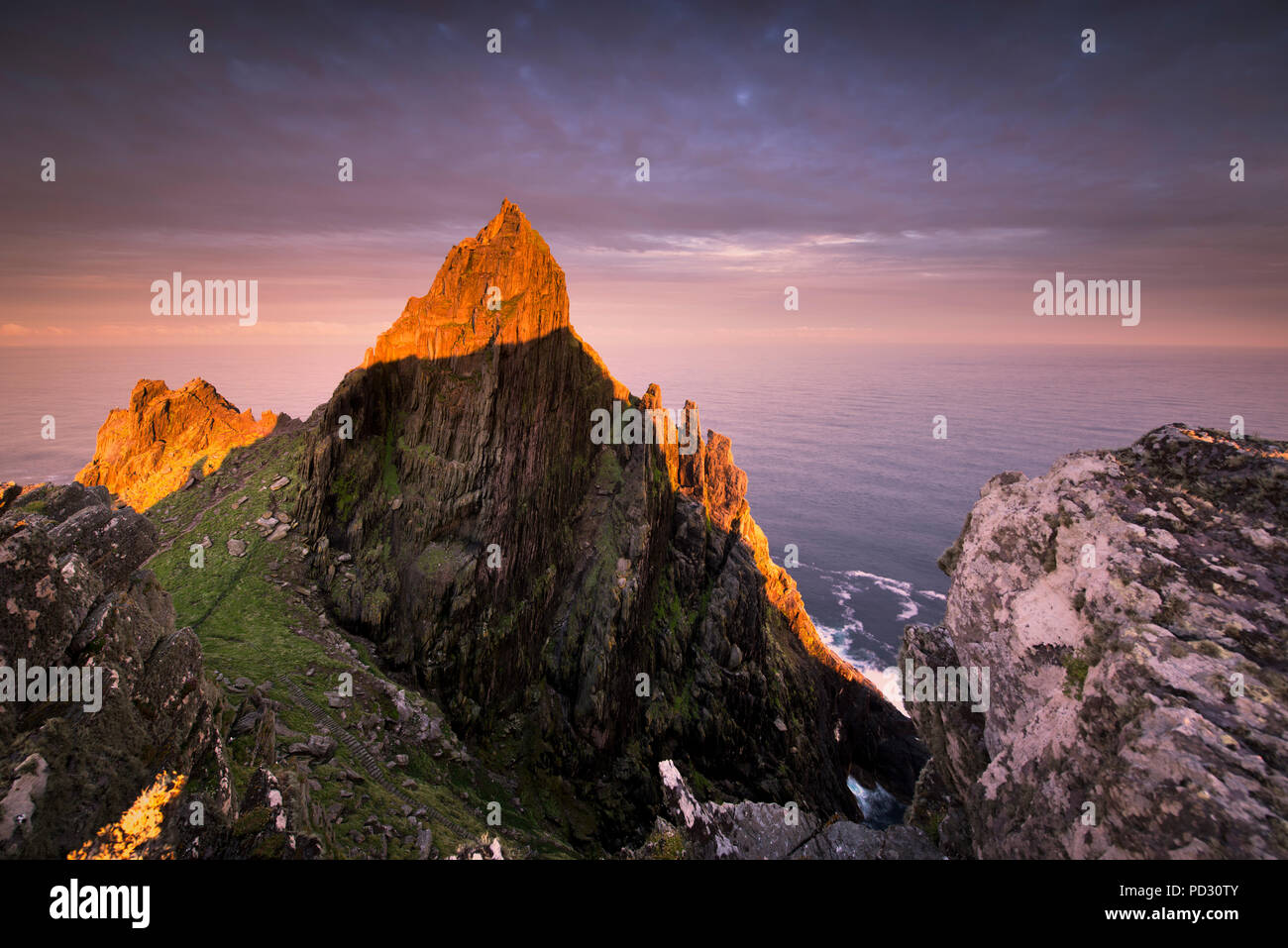Skellig rock sunrise hi-res stock photography and images - Alamy