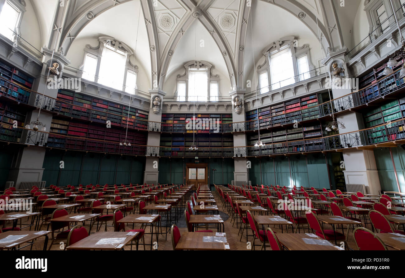 Interior of Octagon Library at Queen Mary University of London in Mile ...