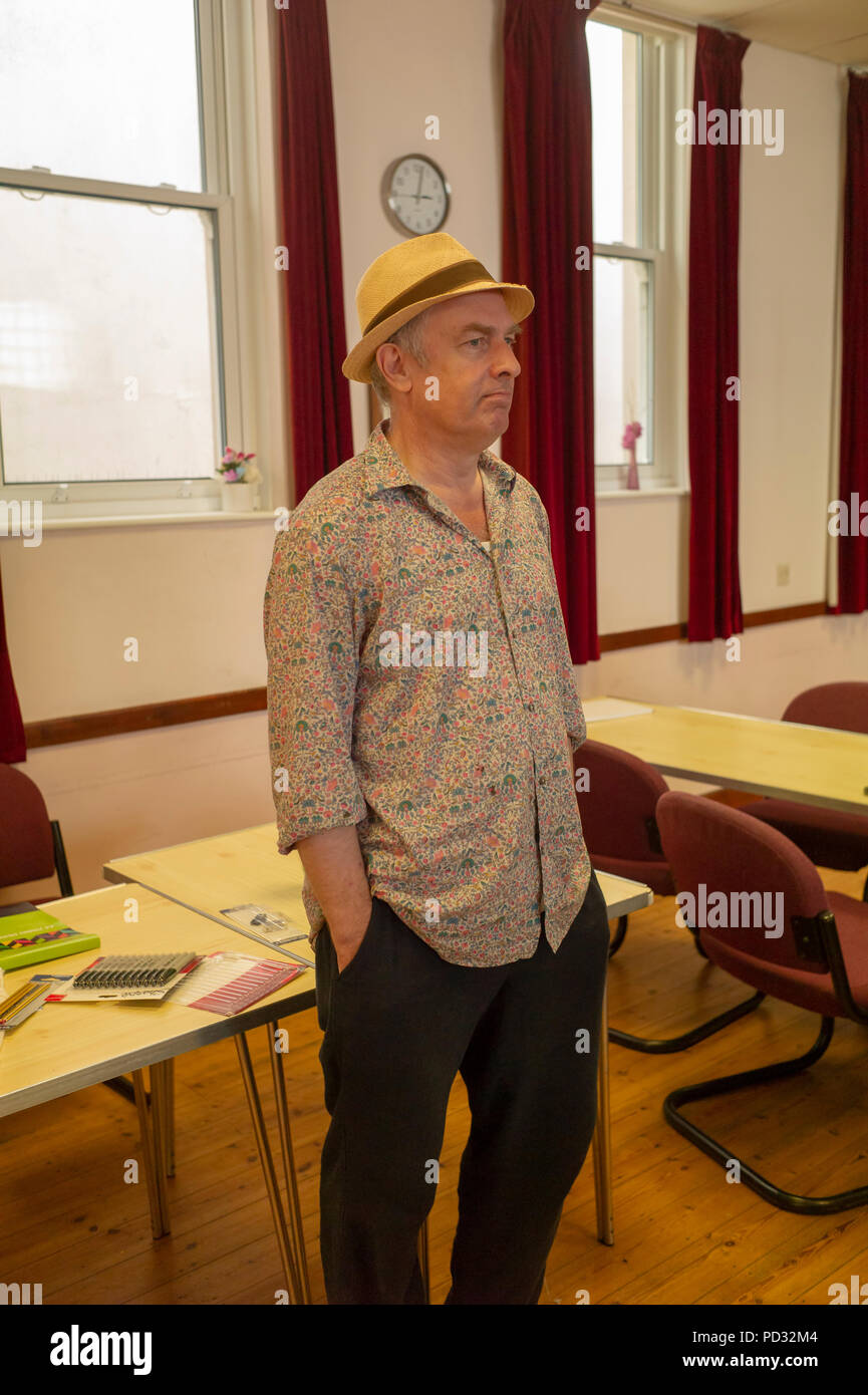Martin rowson cartoon hi-res stock photography and images - Alamy