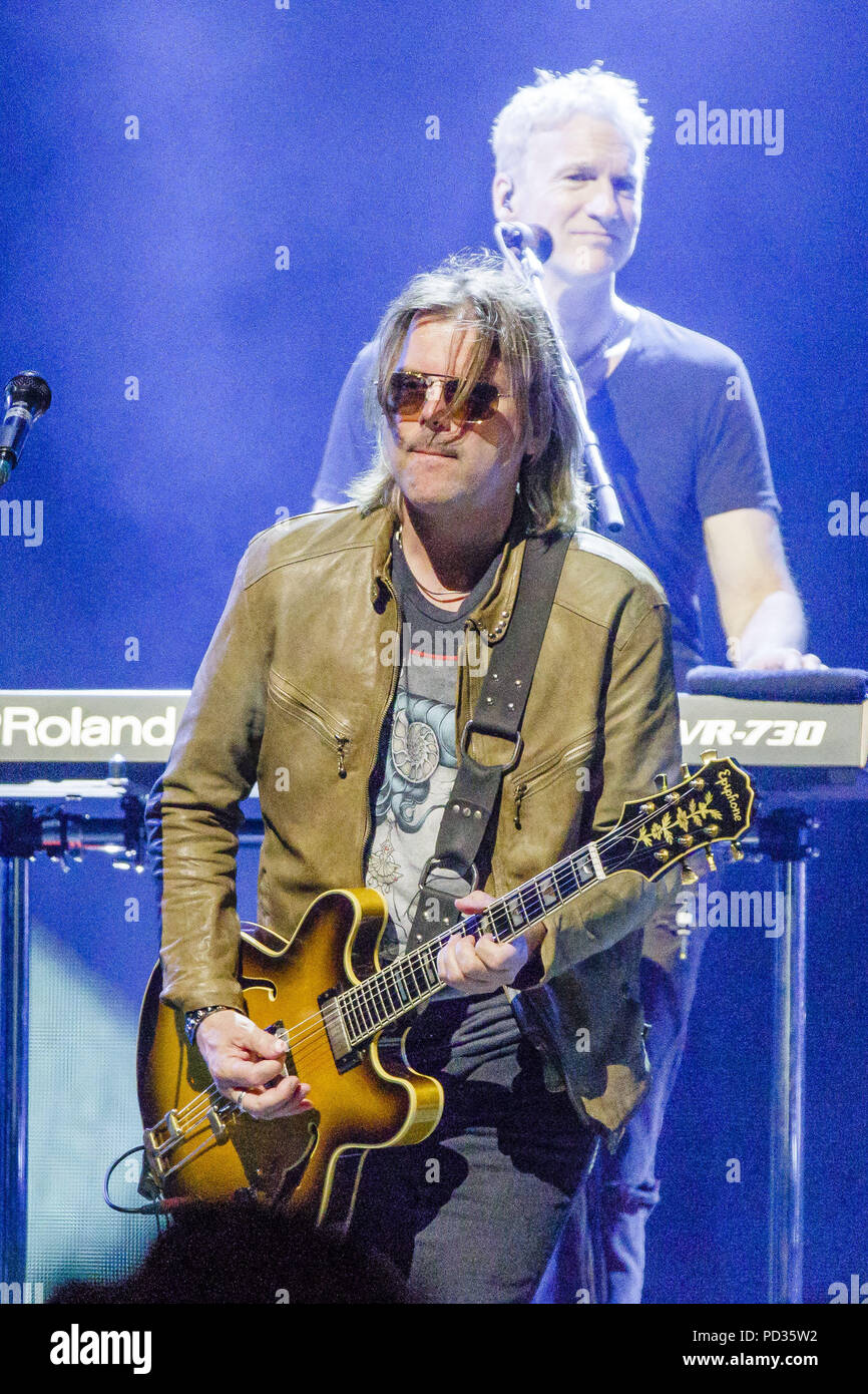 Shane theriot hi-res stock photography and images - Alamy