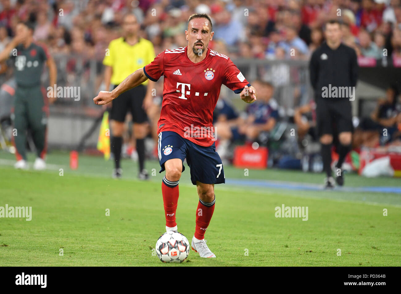 Franck RIBERY (FC Bayern Munich), Action, Single Action, Frame, Cut Out ...