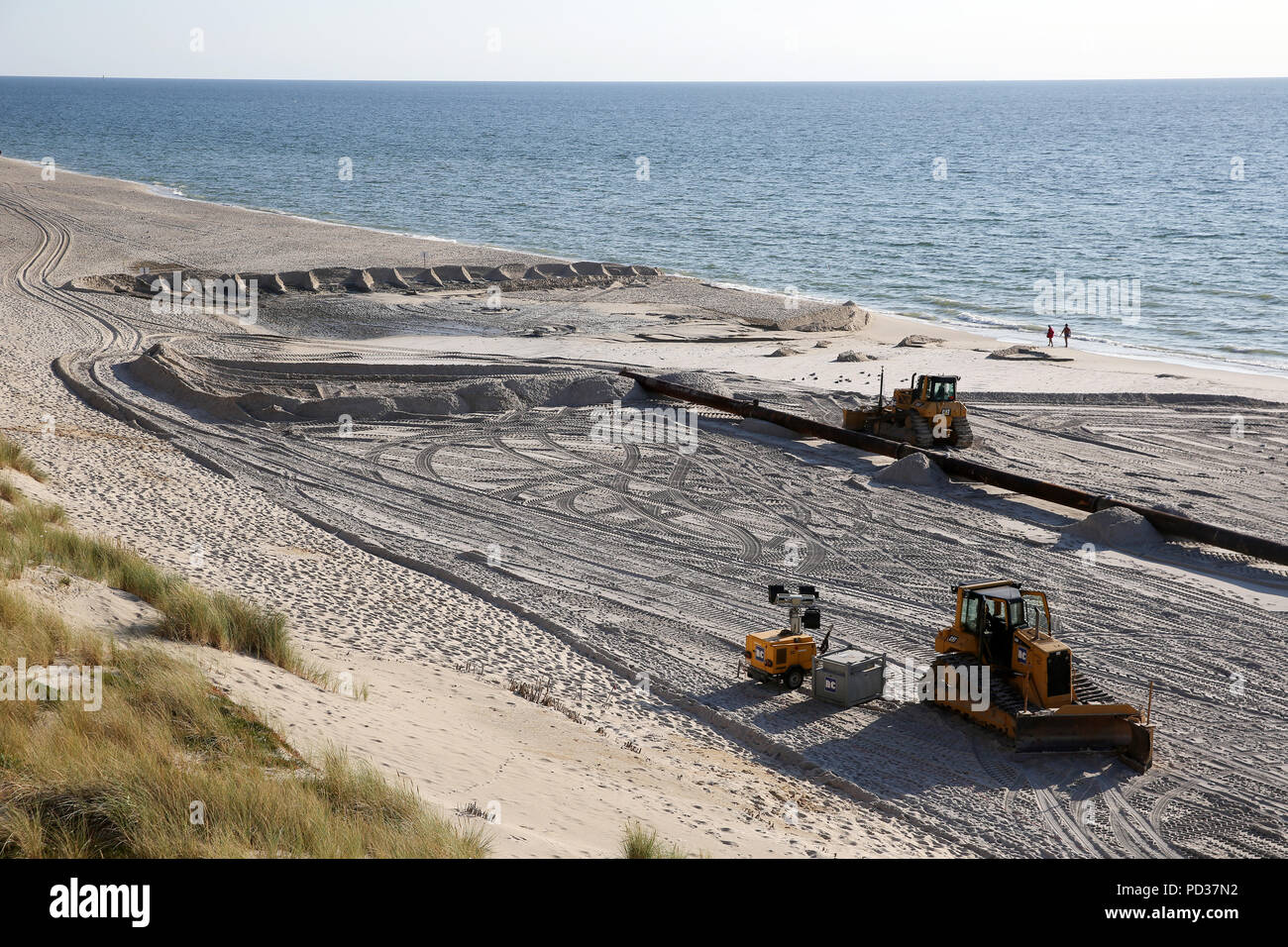 Sylt, Kampen, Germany. 03rd Aug, 2018. Construction machinery and a ...