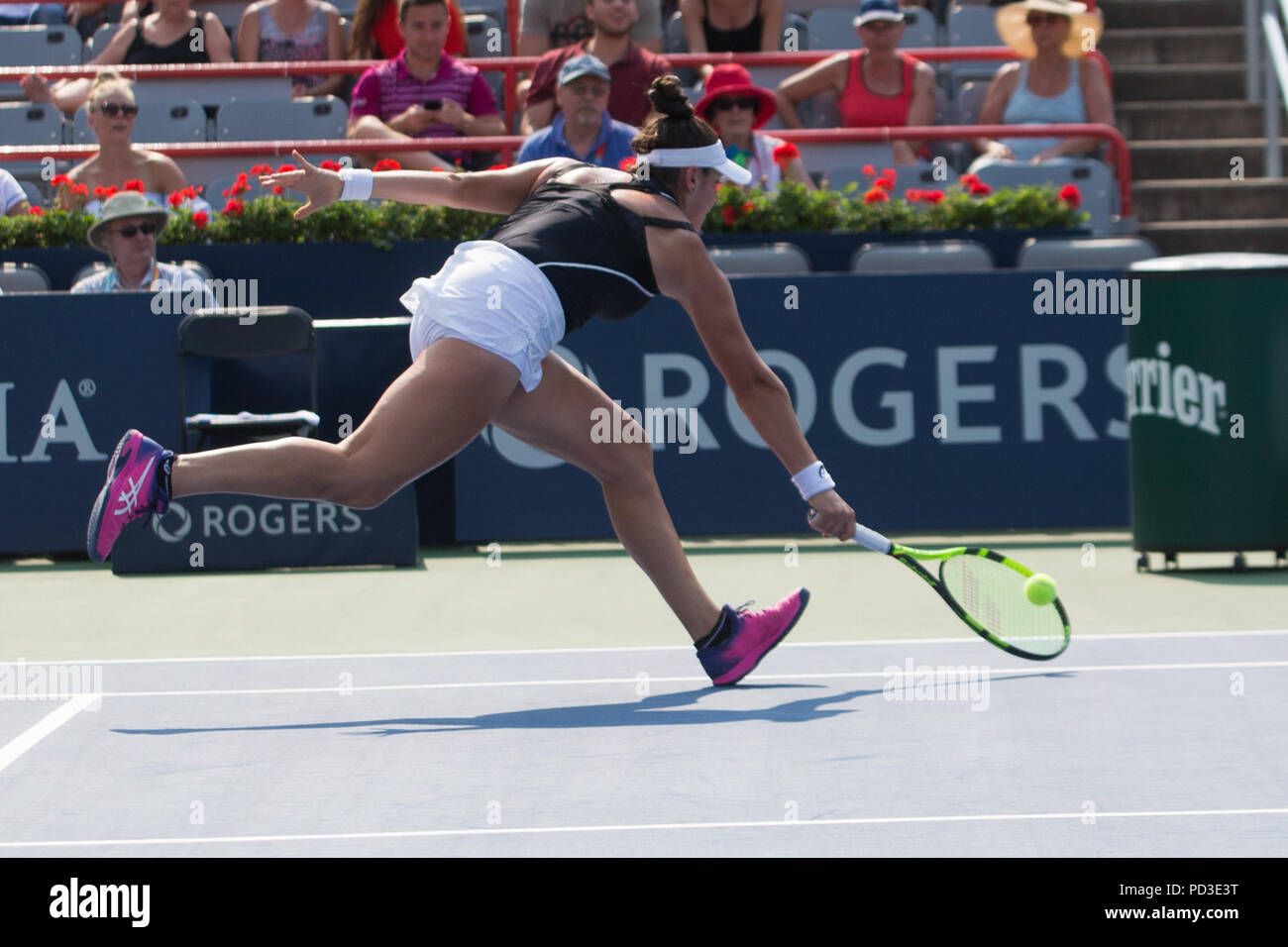 Stade iga hi-res stock photography and images - Alamy